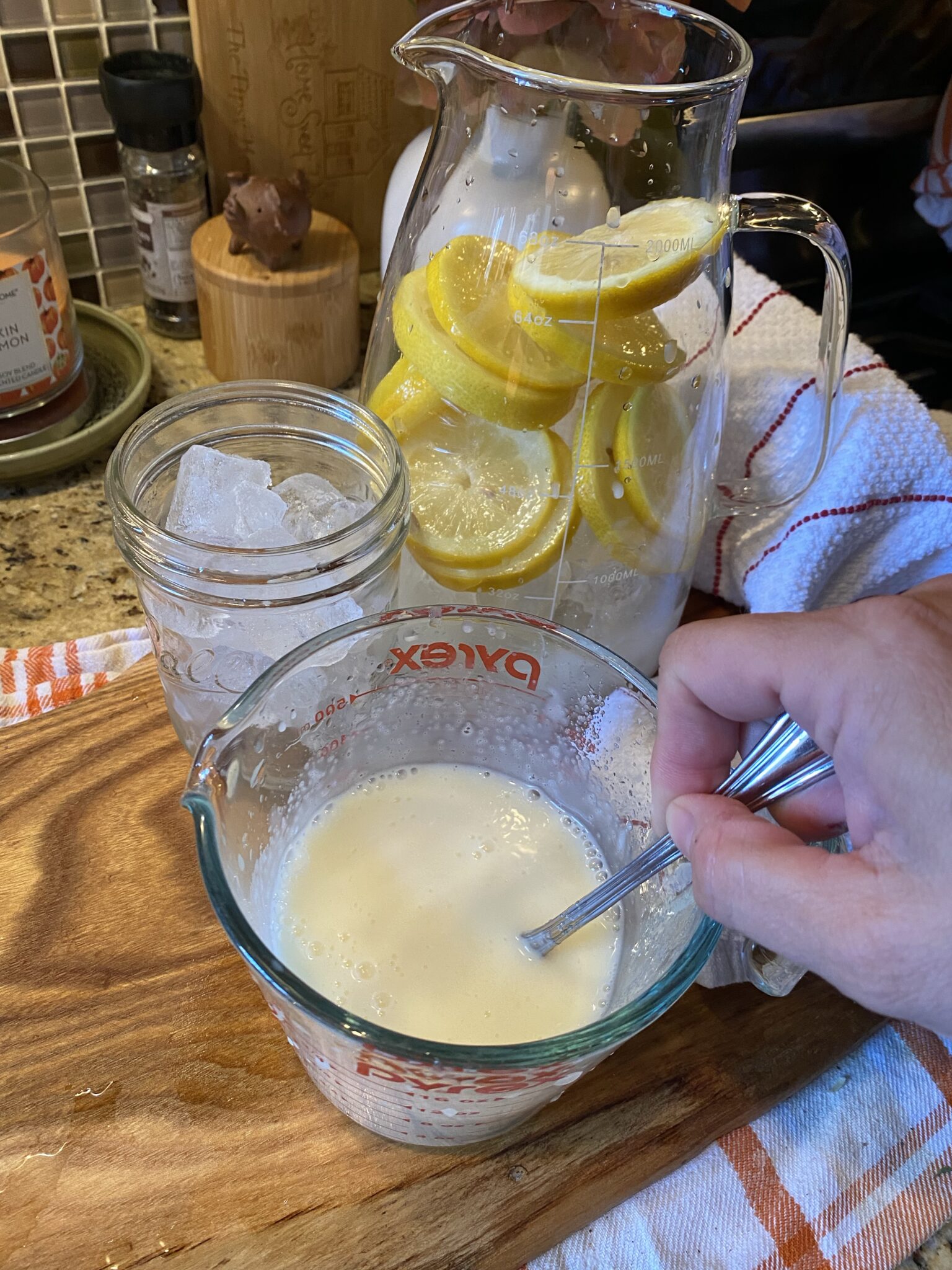 Super Special Lemonade - The Tipsy Housewife