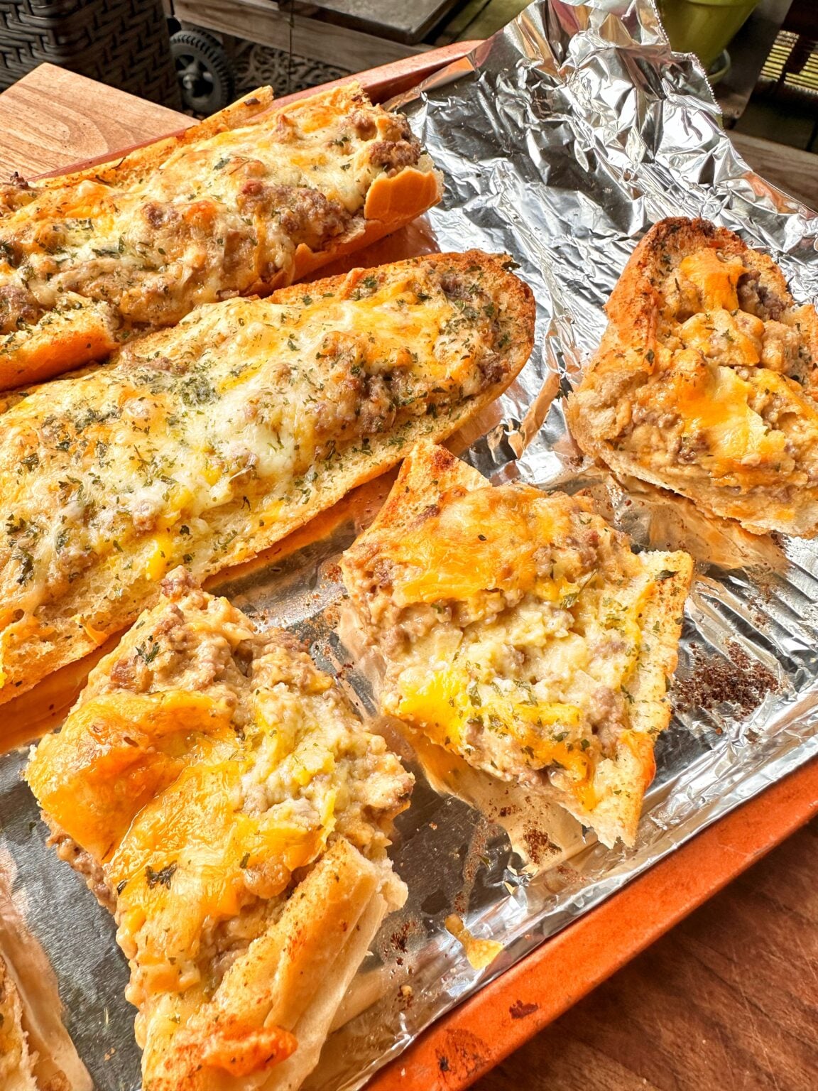 Cheeseburger Boats - The Tipsy Housewife