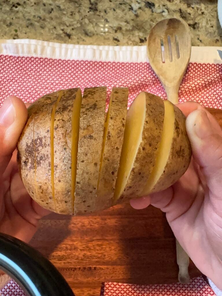 Hasselback Potatoes - The Tipsy Housewife