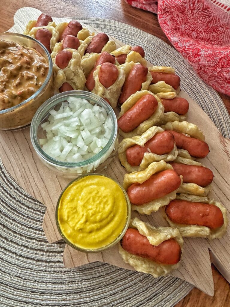 Coney Island Inspired Mini Hot Dogs with Chili Cheese Queso - The Tipsy ...