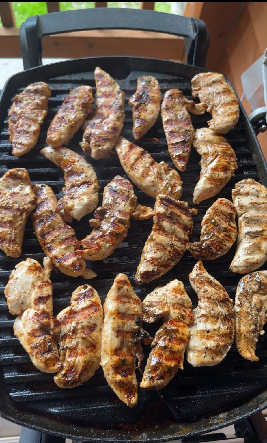 Everyday Grilled Chicken Tenders - The Tipsy Housewife